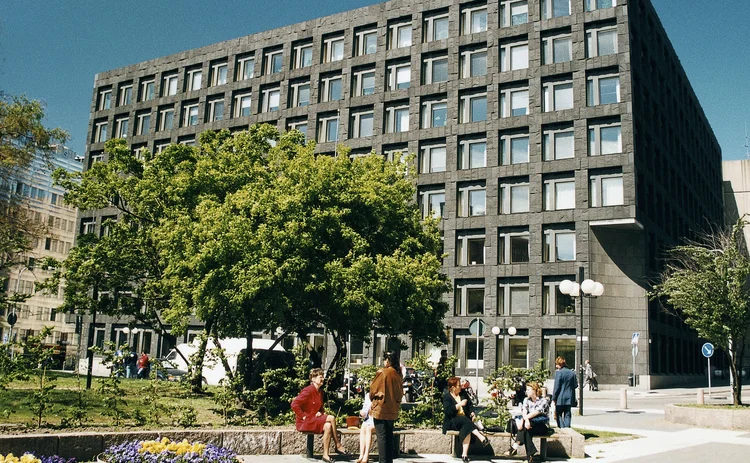 Riksbank minutes show disagreements over December rate hike - Central ...