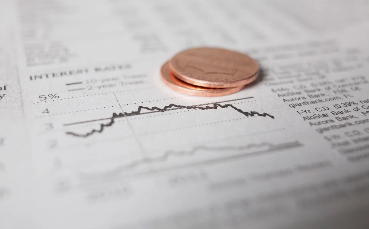 Markets react more to macro news in uncertain times – study - Central ...